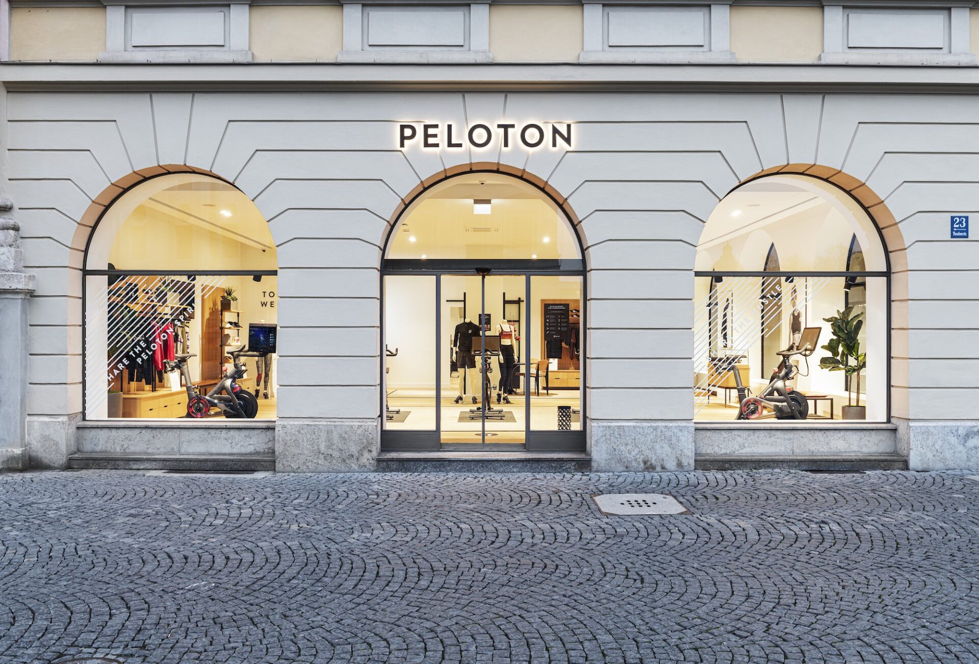 Peloton München: Neuer Showroom eröffnet - LUXURY FIRST Luxusblog