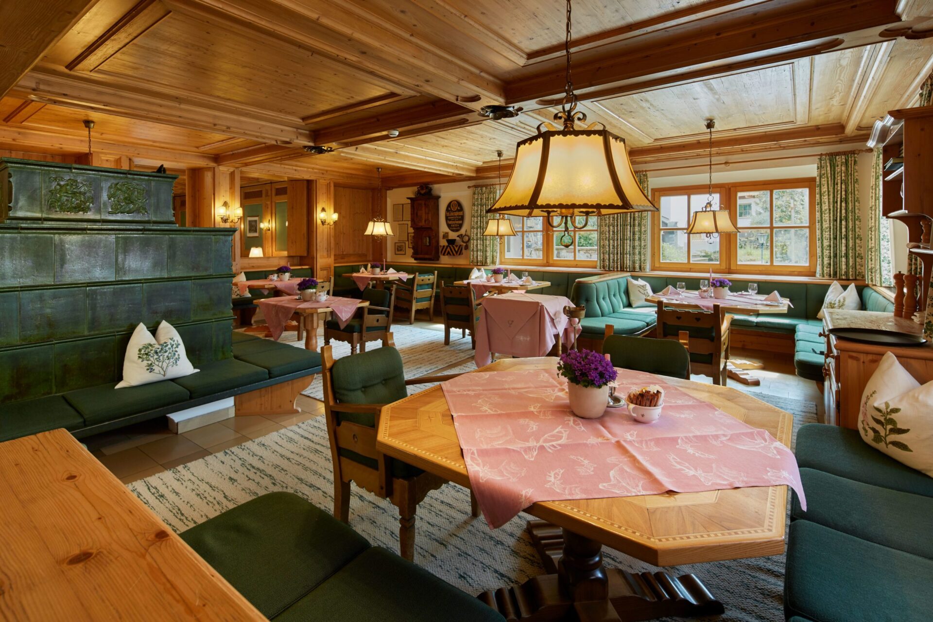 Hotel Post Lech: Zwischen Tradition & Moderne - LUXURY FIRST